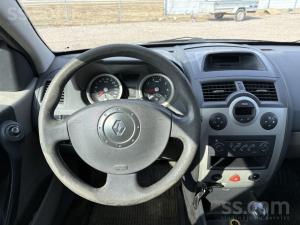 Zaļš Renault Megane 2004 Daugavpils, ar dzinēja tilpumu 1.50 L un nobraukumu 303 tūkst. km par 950 €, foto 11 vietnē AUTOMOTO.COM.LV