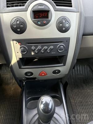 Zaļš Renault Megane 2004 Daugavpils, ar dzinēja tilpumu 1.50 L un nobraukumu 303 tūkst. km par 950 €, foto 17 vietnē AUTOMOTO.COM.LV