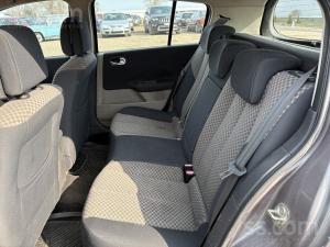 Zaļš Renault Megane 2004 Daugavpils, ar dzinēja tilpumu 1.50 L un nobraukumu 303 tūkst. km par 950 €, foto 20 vietnē AUTOMOTO.COM.LV
