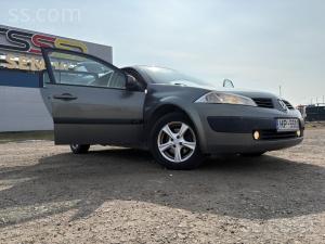 Zaļš Renault Megane 2004 Daugavpils, ar dzinēja tilpumu 1.50 L un nobraukumu 303 tūkst. km par 950 €, foto 31 vietnē AUTOMOTO.COM.LV