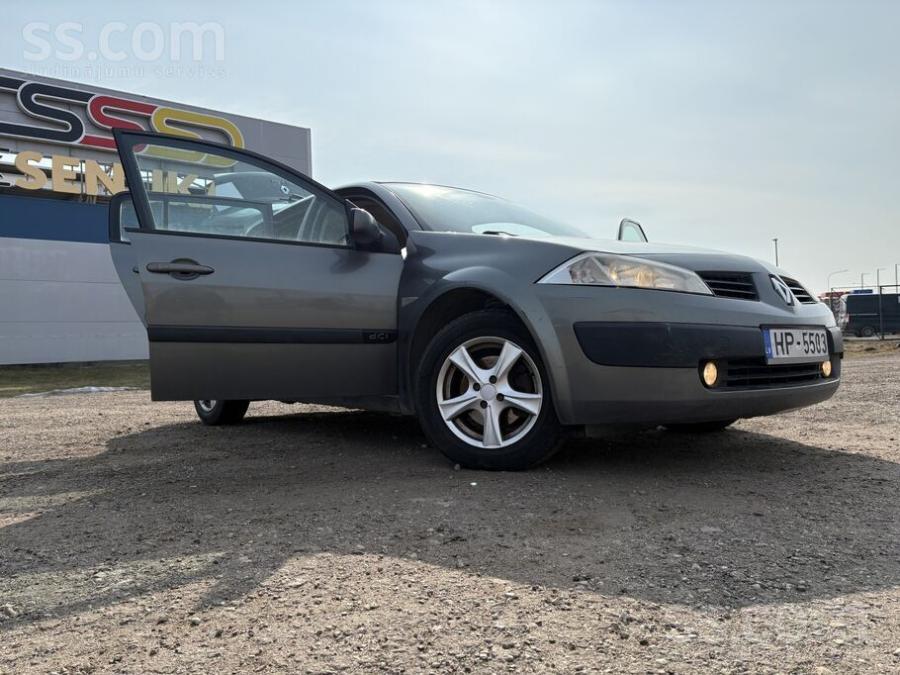 Zaļš Renault Megane 2004 Daugavpils, ar dzinēja tilpumu 1.50 L un nobraukumu 303 tūkst. km par 950 €, foto 31 vietnē AUTOMOTO.COM.LV