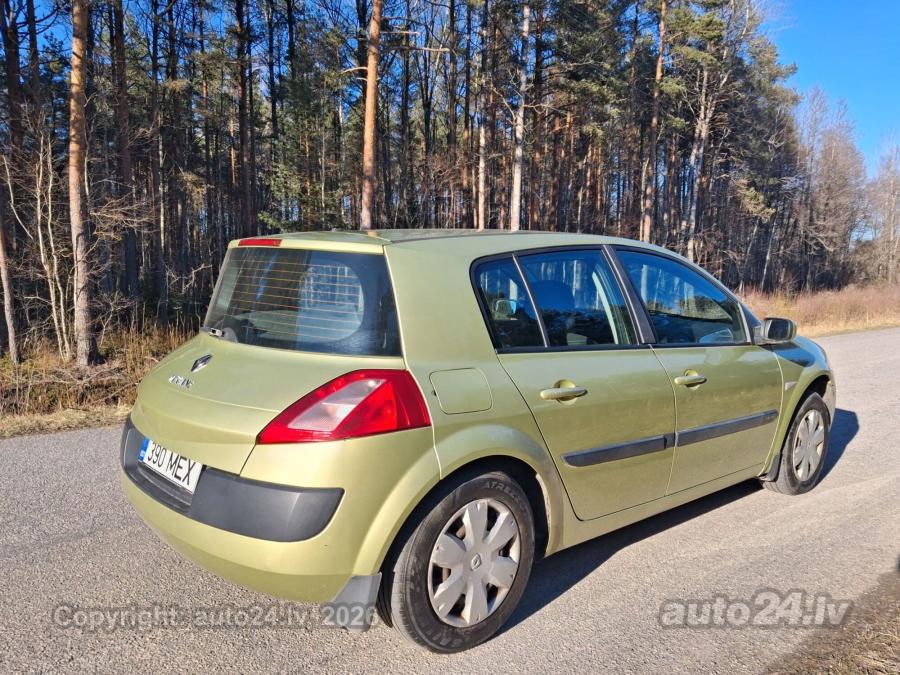 Zaļš Renault Megane 2005 Tallina, ar dzinēja tilpumu 1.40 L un nobraukumu 197 tūkst. km par 1999 €, foto 7 vietnē AUTOMOTO.COM.LV