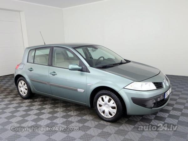 Green Renault Megane 2006 in Tallinn, with an engine capacity of 1.60 L and mileage of 249 thousand km for 899 €, photo 1 on AUTOMOTO.COM.LV