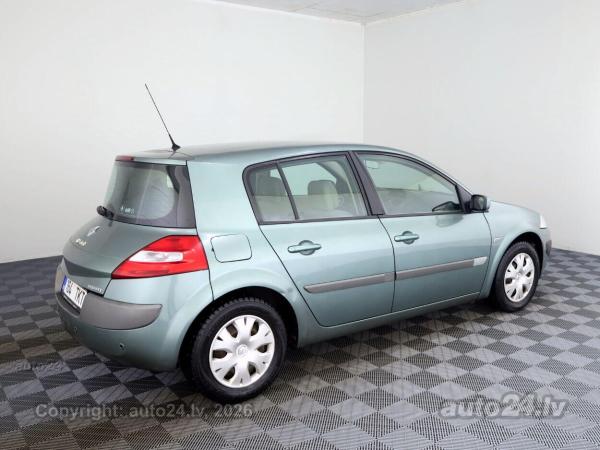 Zaļš Renault Megane 2006 Tallina, ar dzinēja tilpumu 1.60 L un nobraukumu 249 tūkst. km par 899 €, foto 3 vietnē AUTOMOTO.COM.LV
