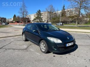 Зеленый Рено Меган 2010 в Рига, объемом двигателя 1.60 л и пробегом 292 тыс. км за 2850 €, фото  на AUTOMOTO.COM.LV