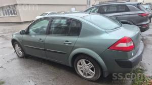 Green Renault Megane 2005 in Riga, with an engine capacity of 1.60 L and mileage of 188 thousand km for 1350 €, photo 5 on AUTOMOTO.COM.LV