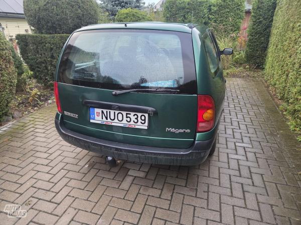 Zaļš Renault Megane 2001 Kauņa, ar dzinēja tilpumu 1.60 L un nobraukumu 233 tūkst. km par 800 €, foto 4 vietnē AUTOMOTO.COM.LV