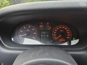 Zaļš Renault Megane 2001 Kauņa, ar dzinēja tilpumu 1.60 L un nobraukumu 233 tūkst. km par 800 €, foto 7 vietnē AUTOMOTO.COM.LV