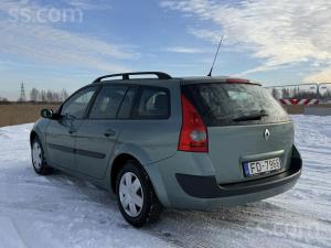 Green Renault Megane 2004 in Liepaja, with an engine capacity of 1.50 L and mileage of 89 thousand km for 2850 €, photo 3 on AUTOMOTO.COM.LV