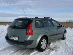 Green Renault Megane 2004 in Liepaja, with an engine capacity of 1.50 L and mileage of 89 thousand km for 2850 €, photo 5 on AUTOMOTO.COM.LV