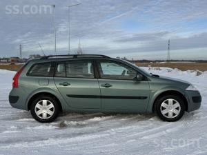 Green Renault Megane 2004 in Liepaja, with an engine capacity of 1.50 L and mileage of 89 thousand km for 2850 €, photo 6 on AUTOMOTO.COM.LV
