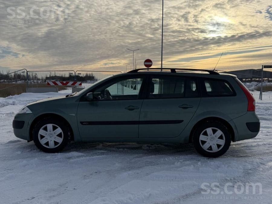 Green Renault Megane 2004 in Liepaja, with an engine capacity of 1.50 L and mileage of 89 thousand km for 2850 €, photo 7 on AUTOMOTO.COM.LV