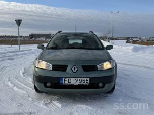 Green Renault Megane 2004 in Liepaja, with an engine capacity of 1.50 L and mileage of 89 thousand km for 2850 €, photo 8 on AUTOMOTO.COM.LV