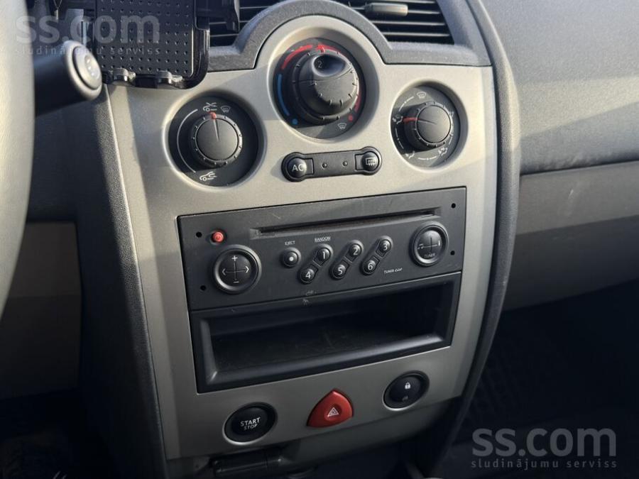 Green Renault Megane 2004 in Liepaja, with an engine capacity of 1.50 L and mileage of 89 thousand km for 2850 €, photo 21 on AUTOMOTO.COM.LV
