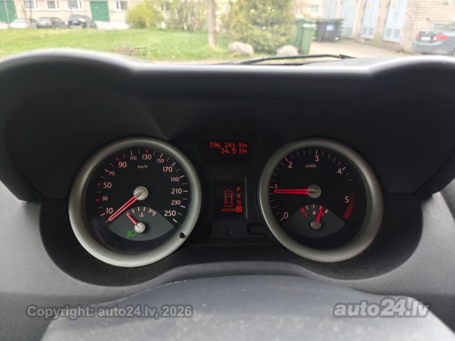 Зеленый Рено Меган 2005 в Таллин, объемом двигателя 1.50 л и пробегом 397 тыс. км за 1500 €, фото 10 на AUTOMOTO.COM.LV