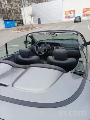 Pelēks Renault Megane 2001 Rīga, ar dzinēja tilpumu 1.60 L un nobraukumu 185 tūkst. km par 1450 €, foto 6 vietnē AUTOMOTO.COM.LV