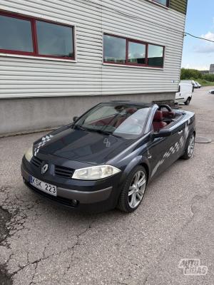 Pelēks Renault Megane 2005 Viļņa, ar dzinēja tilpumu 1.60 L un nobraukumu 199 tūkst. km par 1700 €, foto  vietnē AUTOMOTO.COM.LV
