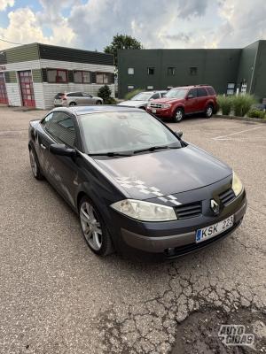Pelēks Renault Megane 2005 Viļņa, ar dzinēja tilpumu 1.60 L un nobraukumu 199 tūkst. km par 1700 €, foto 6 vietnē AUTOMOTO.COM.LV