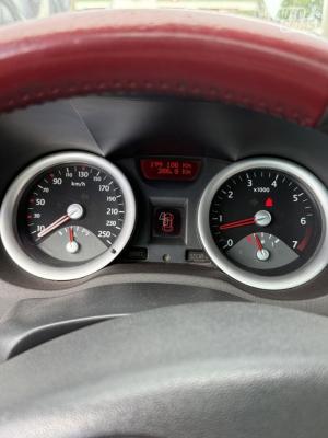 Pelēks Renault Megane 2005 Viļņa, ar dzinēja tilpumu 1.60 L un nobraukumu 199 tūkst. km par 1700 €, foto 11 vietnē AUTOMOTO.COM.LV