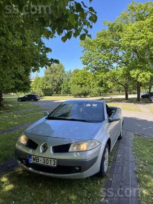 Grey Renault Megane 2006 in Ventspils, with an engine capacity of 1.90 L and mileage of 304 thousand km for 1900 €, photo 2 on AUTOMOTO.COM.LV