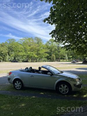 Grey Renault Megane 2006 in Ventspils, with an engine capacity of 1.90 L and mileage of 304 thousand km for 1900 €, photo 3 on AUTOMOTO.COM.LV