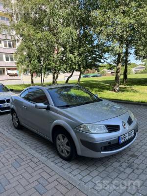 Grey Renault Megane 2006 in Ventspils, with an engine capacity of 1.90 L and mileage of 304 thousand km for 1900 €, photo 8 on AUTOMOTO.COM.LV
