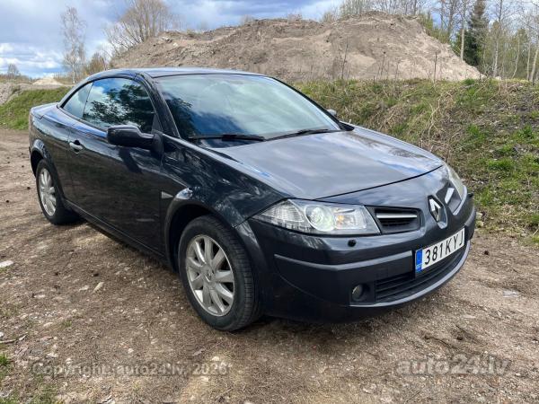 Grey Renault Megane 2006 in Tallinn, with an engine capacity of 1.90 L and mileage of 292 thousand km for 3000 €, photo 6 on AUTOMOTO.COM.LV