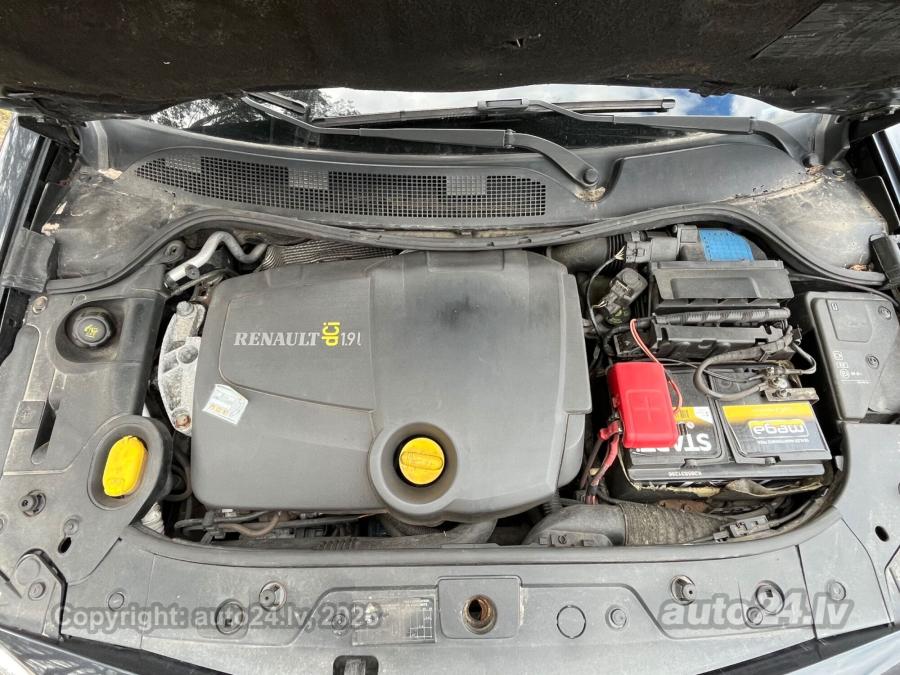 Pelēks Renault Megane 2006 Tallina, ar dzinēja tilpumu 1.90 L un nobraukumu 292 tūkst. km par 3000 €, foto 15 vietnē AUTOMOTO.COM.LV