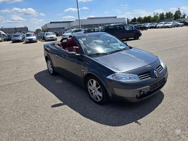 Pelēks Renault Megane 2006 Marijampole, ar dzinēja tilpumu 2.00 L un nobraukumu 135 tūkst. km par 1400 €, foto 1 vietnē AUTOMOTO.COM.LV