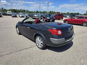 Pelēks Renault Megane 2006 Marijampole, ar dzinēja tilpumu 2.00 L un nobraukumu 135 tūkst. km par 1400 €, foto 5 vietnē AUTOMOTO.COM.LV