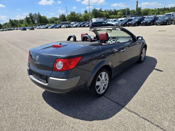 Pelēks Renault Megane 2006 Marijampole, ar dzinēja tilpumu 2.00 L un nobraukumu 135 tūkst. km par 1400 €, foto 6 vietnē AUTOMOTO.COM.LV