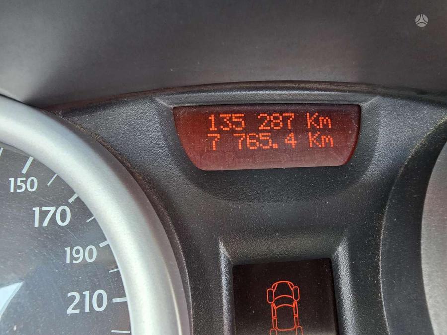 Pelēks Renault Megane 2006 Marijampole, ar dzinēja tilpumu 2.00 L un nobraukumu 135 tūkst. km par 1400 €, foto 14 vietnē AUTOMOTO.COM.LV