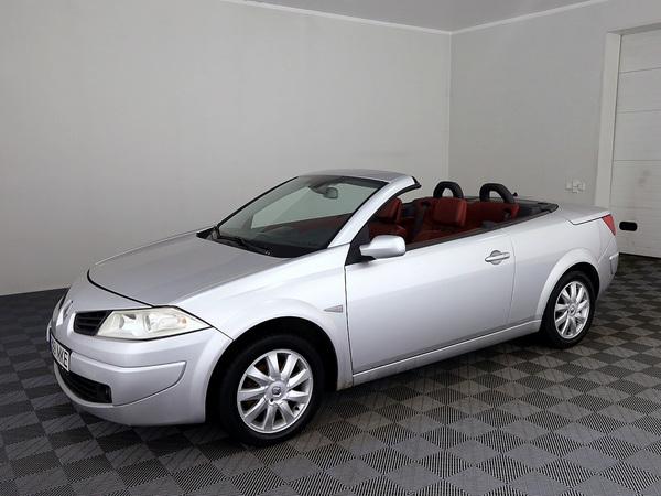 Grey Renault Megane 2006 in Tallinn, with an engine capacity of 1.90 L and mileage of 427 thousand km for 1399 €, photo 2 on AUTOMOTO.COM.LV