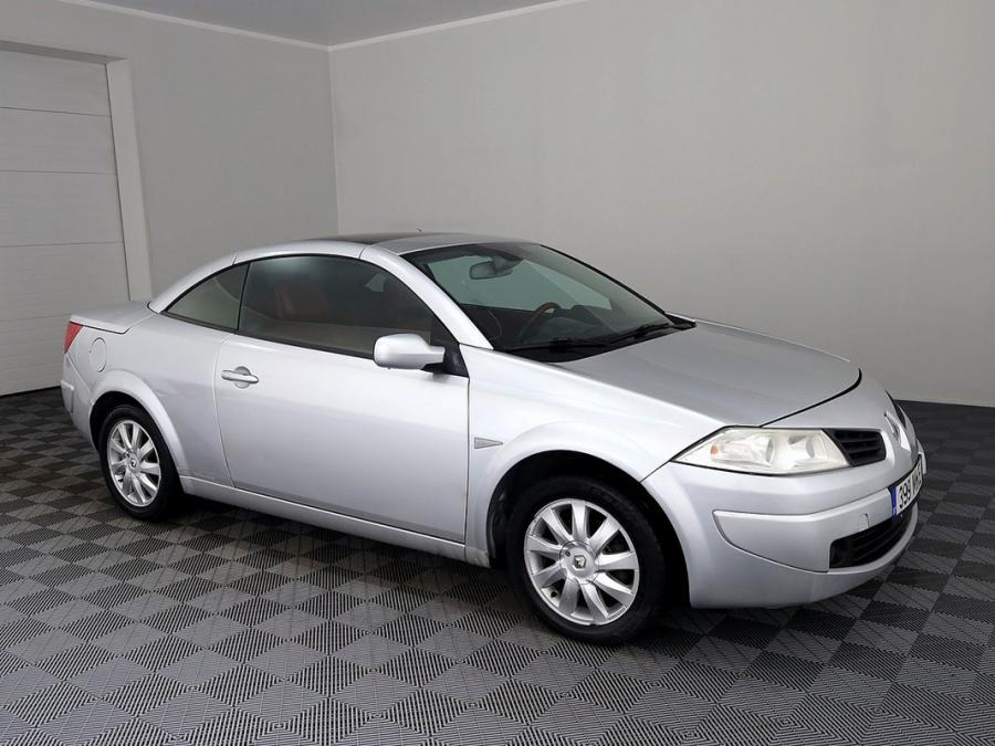 Grey Renault Megane 2006 in Tallinn, with an engine capacity of 1.90 L and mileage of 427 thousand km for 1399 €, photo 15 on AUTOMOTO.COM.LV