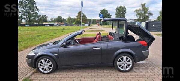 Grey Renault Megane 2006 in Riga, with an engine capacity of 2.00 L and mileage of 0 thousand km for 2850 €, photo 7 on AUTOMOTO.COM.LV