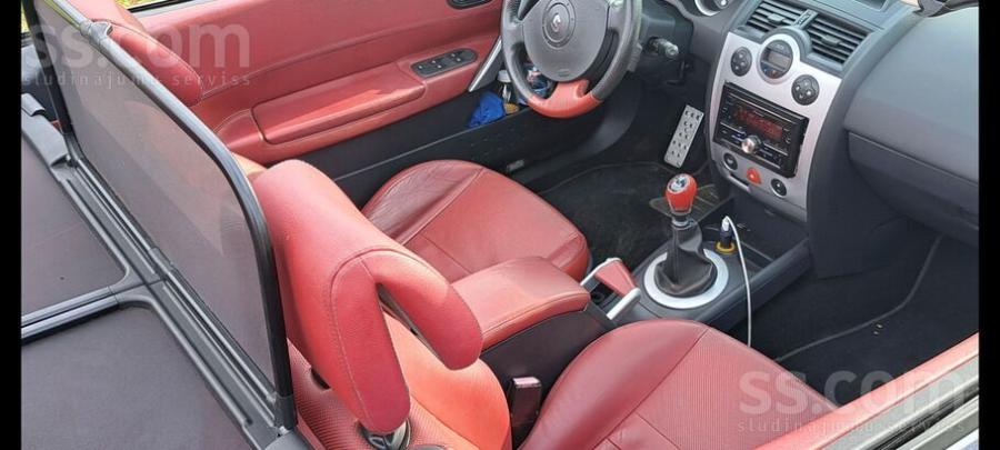 Pelēks Renault Megane 2006 Rīga, ar dzinēja tilpumu 2.00 L un nobraukumu 0 tūkst. km par 2850 €, foto 18 vietnē AUTOMOTO.COM.LV