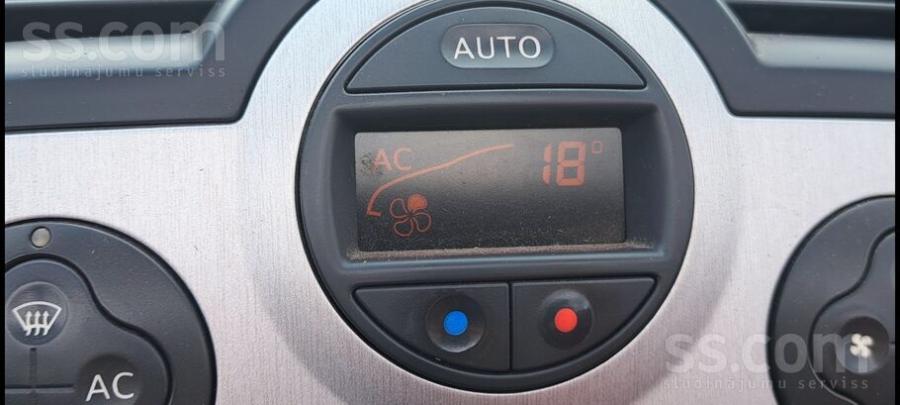 Pelēks Renault Megane 2006 Rīga, ar dzinēja tilpumu 2.00 L un nobraukumu 0 tūkst. km par 2850 €, foto 21 vietnē AUTOMOTO.COM.LV