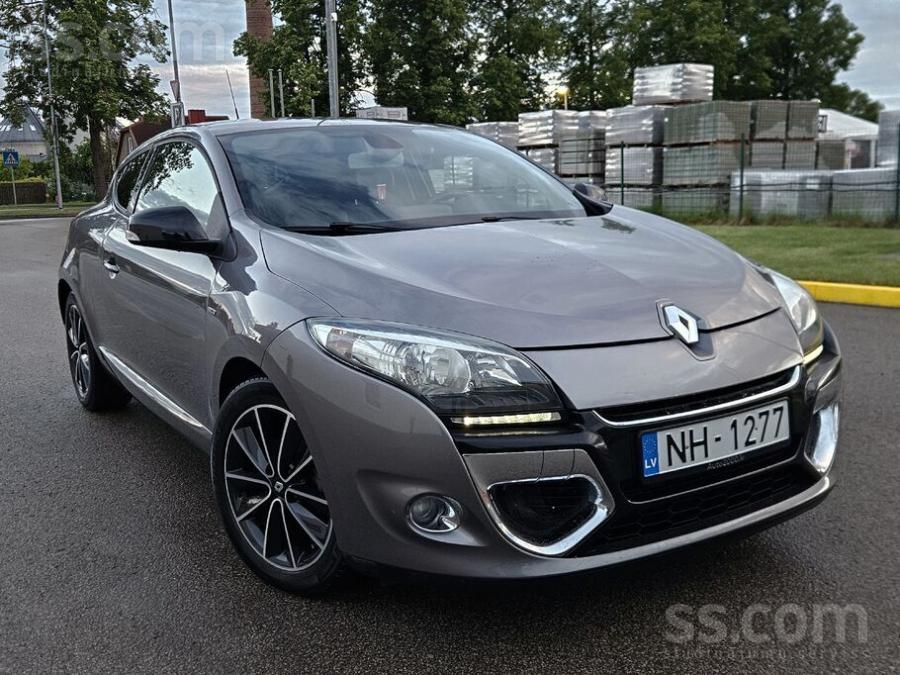 Pelēks Renault Megane 2012 Rīga, ar dzinēja tilpumu 1.50 L un nobraukumu 257 tūkst. km par 2900 €, foto 1 vietnē AUTOMOTO.COM.LV