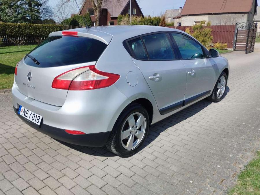 Pelēks Renault Megane 2009 Šilutė, ar dzinēja tilpumu 1.90 L un nobraukumu 250 tūkst. km par 2400 €, foto 6 vietnē AUTOMOTO.COM.LV