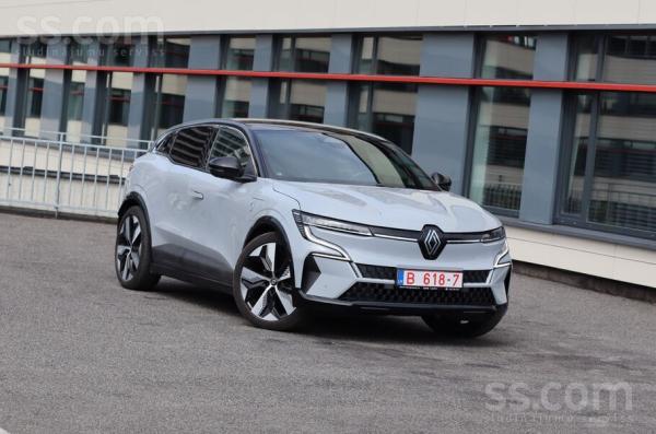 Pelēks Renault Megane 2022 Rīga, ar dzinēja tilpumu 1.60 L un nobraukumu 77 tūkst. km par 21280 €, foto 1 vietnē AUTOMOTO.COM.LV