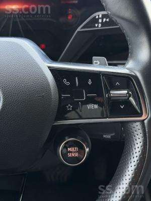 Grey Renault Megane 2022 in Riga, with an engine capacity of 1.60 L and mileage of 77 thousand km for 21280 €, photo 16 on AUTOMOTO.COM.LV