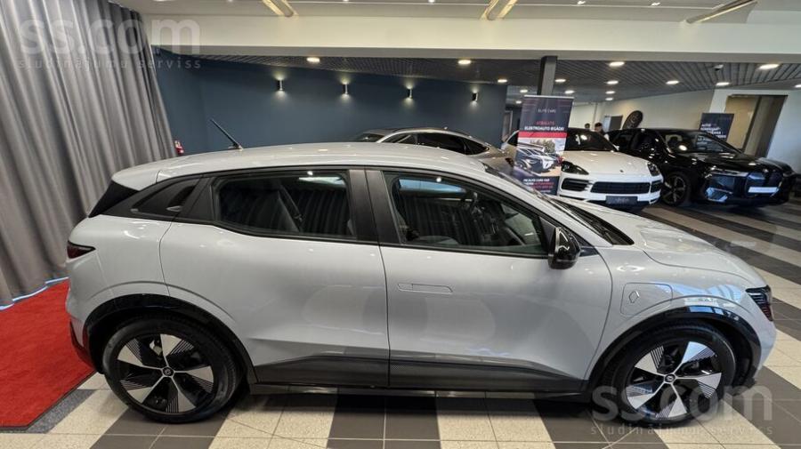Pelēks Renault Megane 2023 Rīga, ar dzinēja tilpumu 1.50 L un nobraukumu 124 tūkst. km par 20990 €, foto 5 vietnē AUTOMOTO.COM.LV
