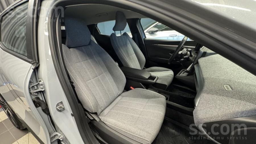 Pelēks Renault Megane 2023 Rīga, ar dzinēja tilpumu 1.50 L un nobraukumu 124 tūkst. km par 20990 €, foto 12 vietnē AUTOMOTO.COM.LV