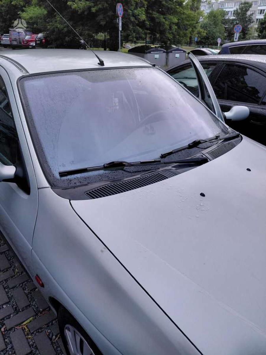Grey Renault Megane 2000 in Klaipeda, with an engine capacity of 1.87 L and mileage of 316 thousand km for 500 €, photo 3 on AUTOMOTO.COM.LV