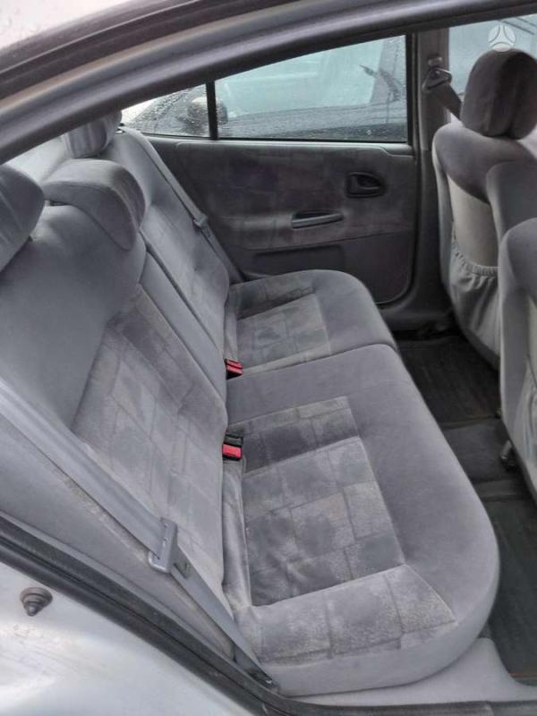 Grey Renault Megane 2000 in Klaipeda, with an engine capacity of 1.87 L and mileage of 316 thousand km for 500 €, photo 8 on AUTOMOTO.COM.LV