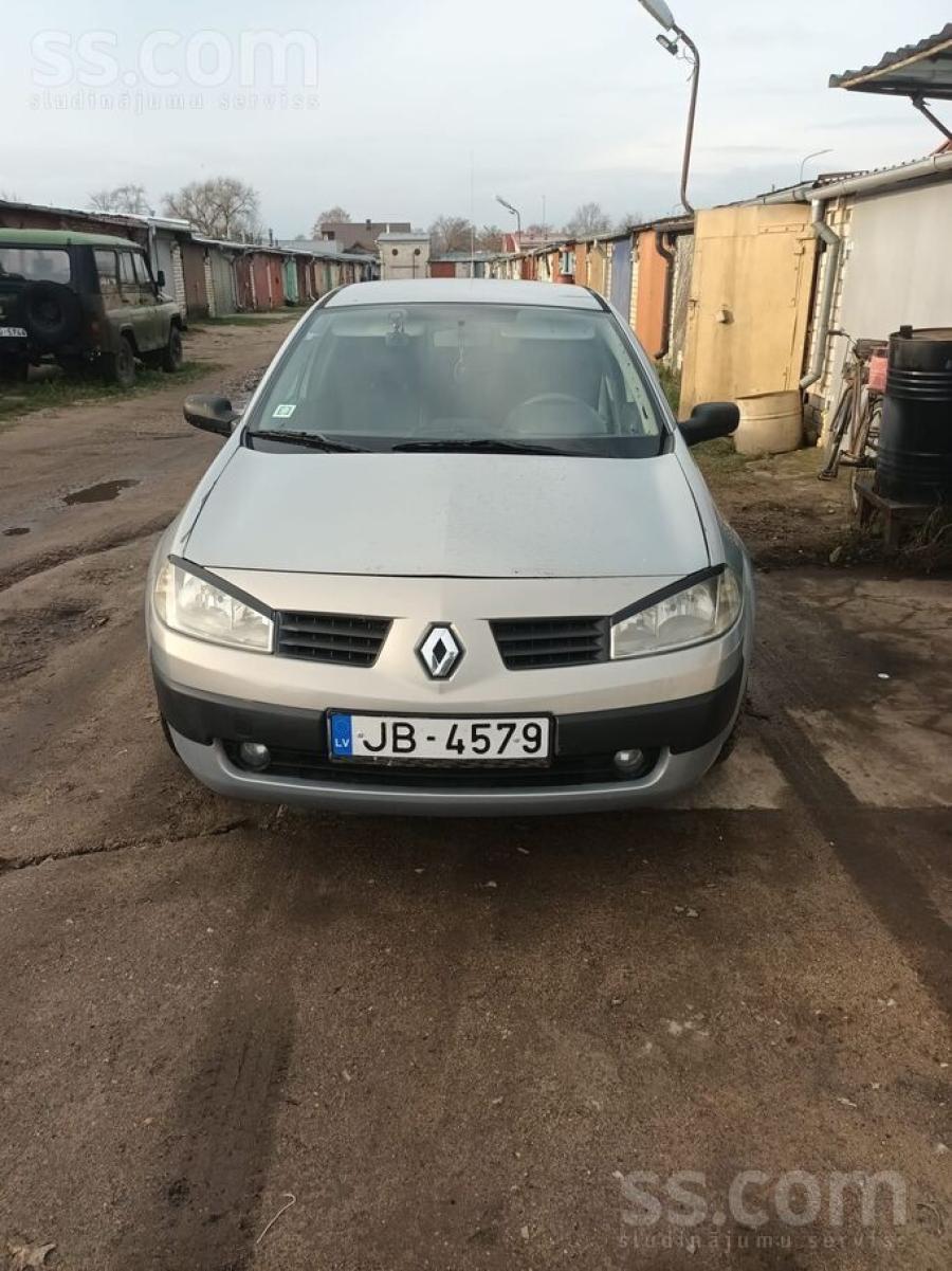 Pelēks Renault Megane 2003 Liepāja, ar dzinēja tilpumu 1.90 L un nobraukumu 354 tūkst. km par 1300 €, foto 5 vietnē AUTOMOTO.COM.LV