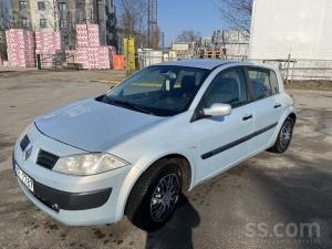 Серый Рено Меган 2003 в Рига, объемом двигателя 1.50 л и пробегом 308 тыс. км за 1300 €, фото  на AUTOMOTO.COM.LV