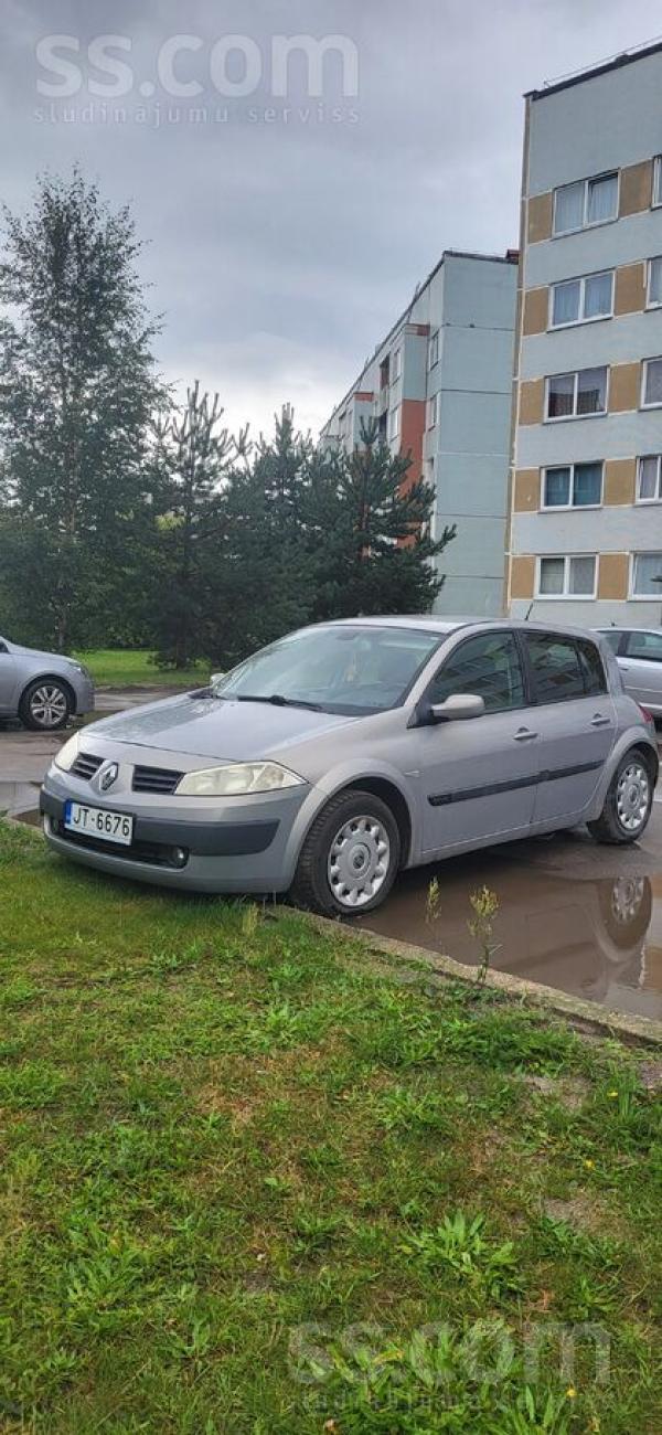 Pelēks Renault Megane 2003 Jelgava, ar dzinēja tilpumu 1.90 L un nobraukumu 303 tūkst. km par 600 €, foto 1 vietnē AUTOMOTO.COM.LV