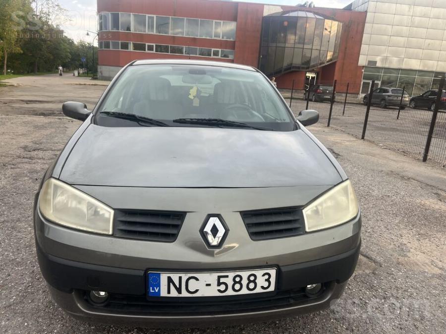 Pelēks Renault Megane 2003 Jelgava, ar dzinēja tilpumu 1.40 L un nobraukumu 138 tūkst. km par 1150 €, foto 3 vietnē AUTOMOTO.COM.LV