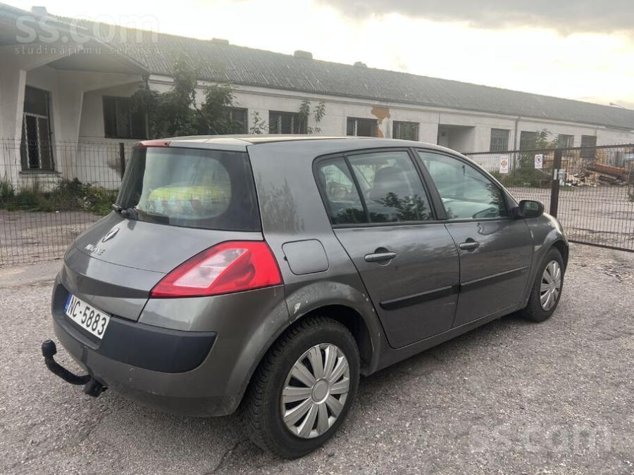 Pelēks Renault Megane 2003 Jelgava, ar dzinēja tilpumu 1.40 L un nobraukumu 138 tūkst. km par 1150 €, foto 7 vietnē AUTOMOTO.COM.LV